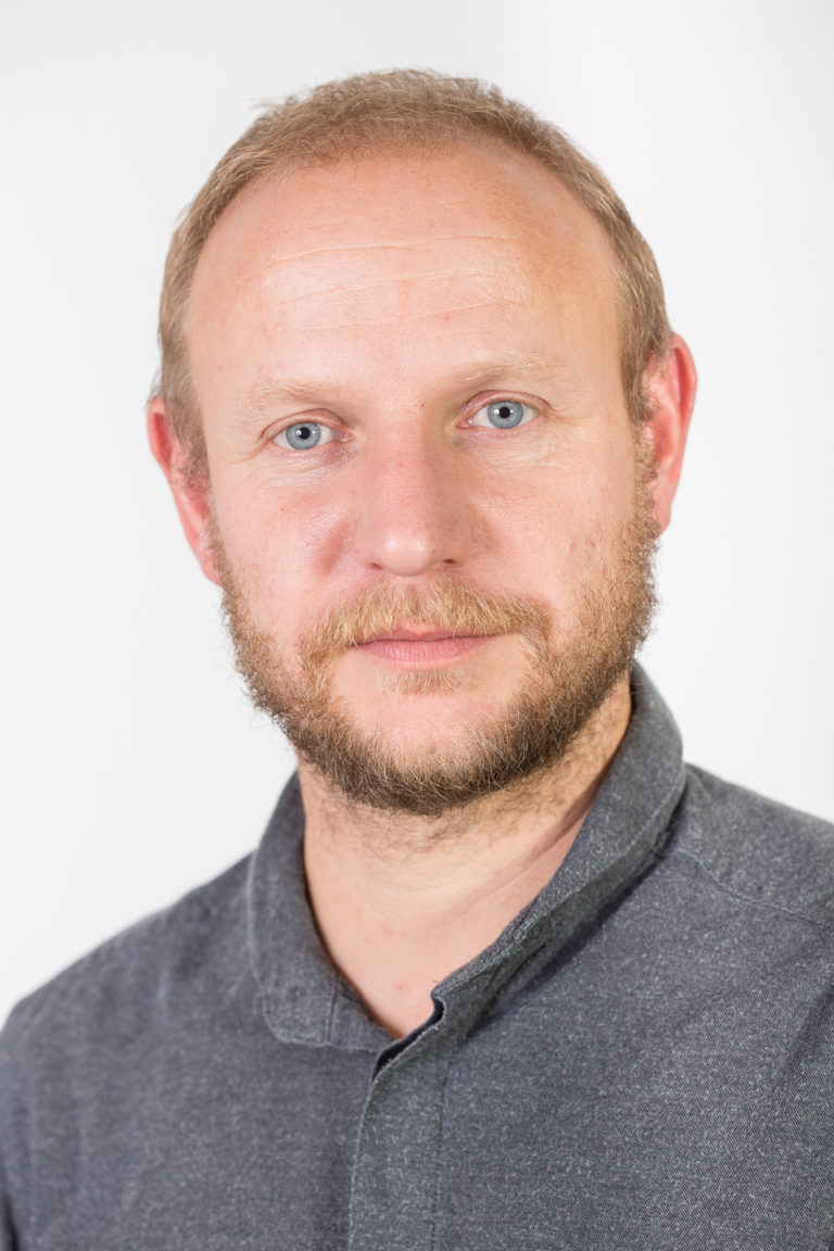 About Us – ISHE